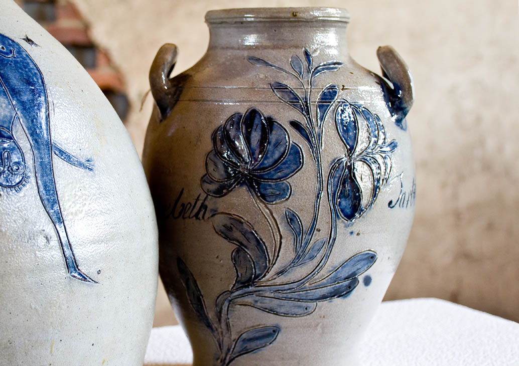 Antique Stoneware Auction, American Redware Pottery Auction by Crocker Farm